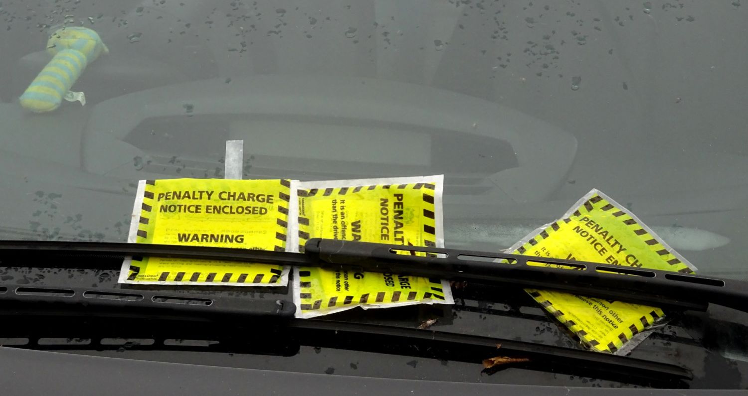 Was the parking warden right to give Mr Gillham a ticket?