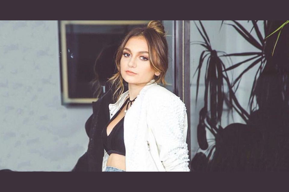 Which Daya Look Are You?