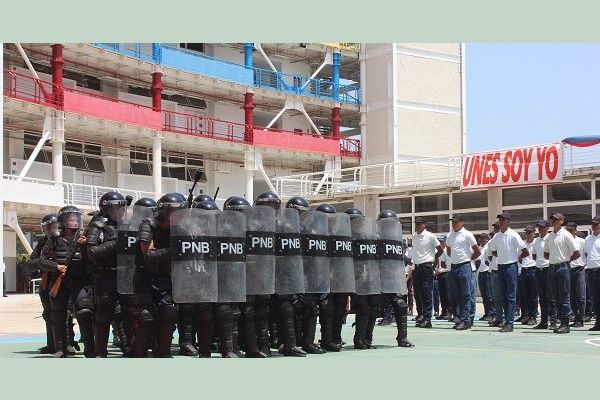 ¿Cómo nos Organizamos en la UNES?