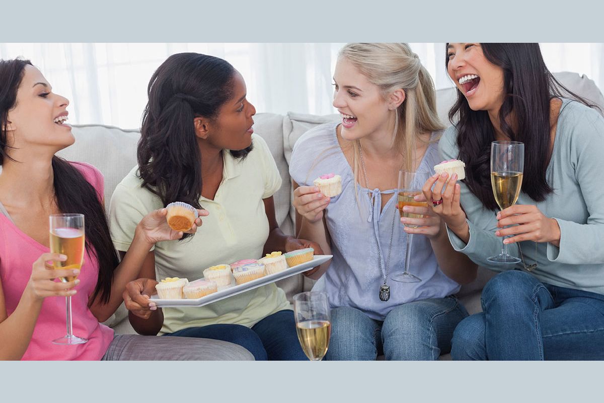 9 helpful tips to help you throw the best Bachelor NZ viewing party ever!