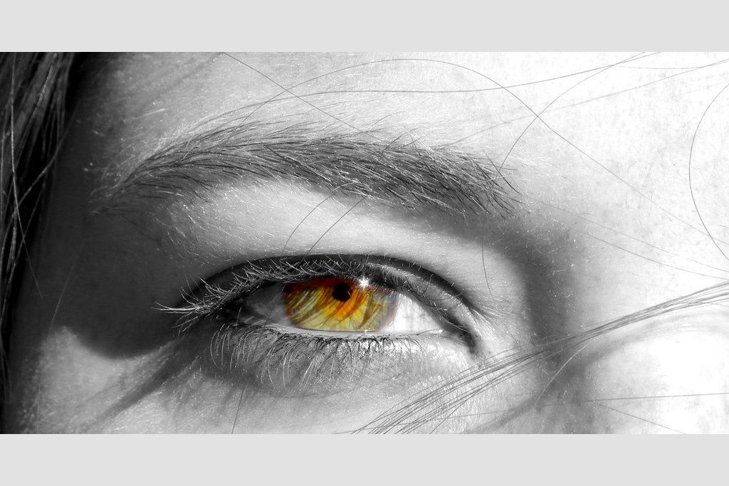 Can we Guess Your Strongest Trait by the Way You Interpret These Images?