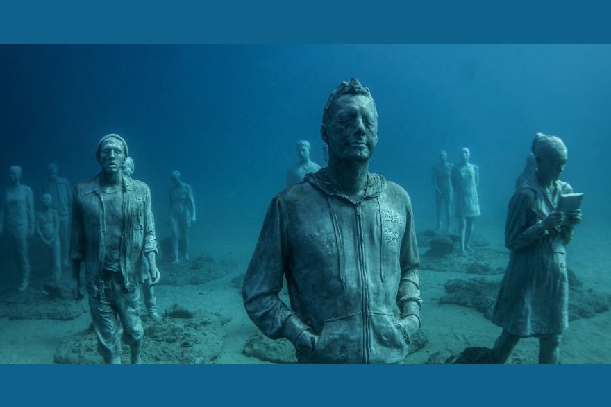 Artist Creates First Ever Underwater Art Gallery