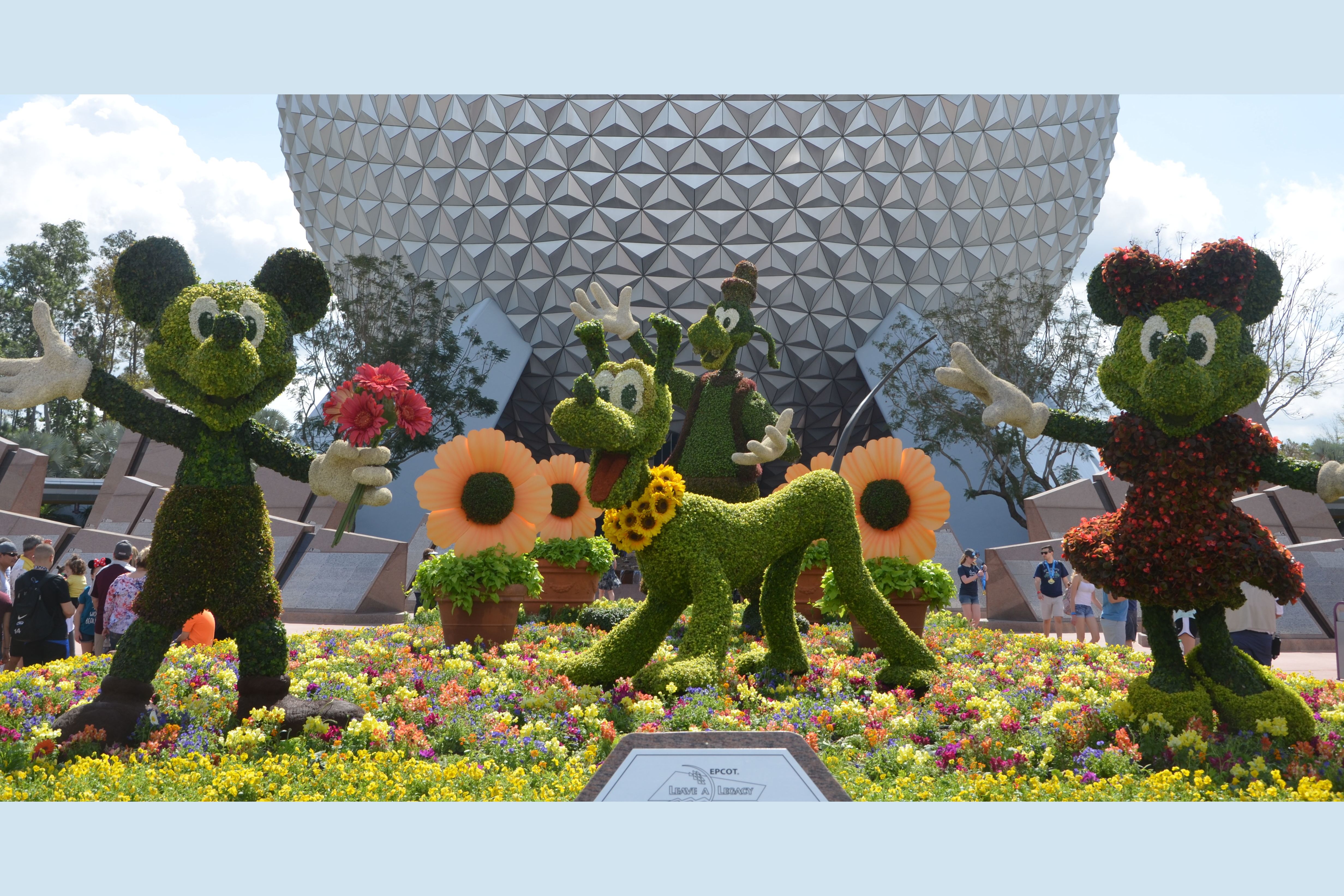 Can you identify these Disney character topiaries just from the eyes?
