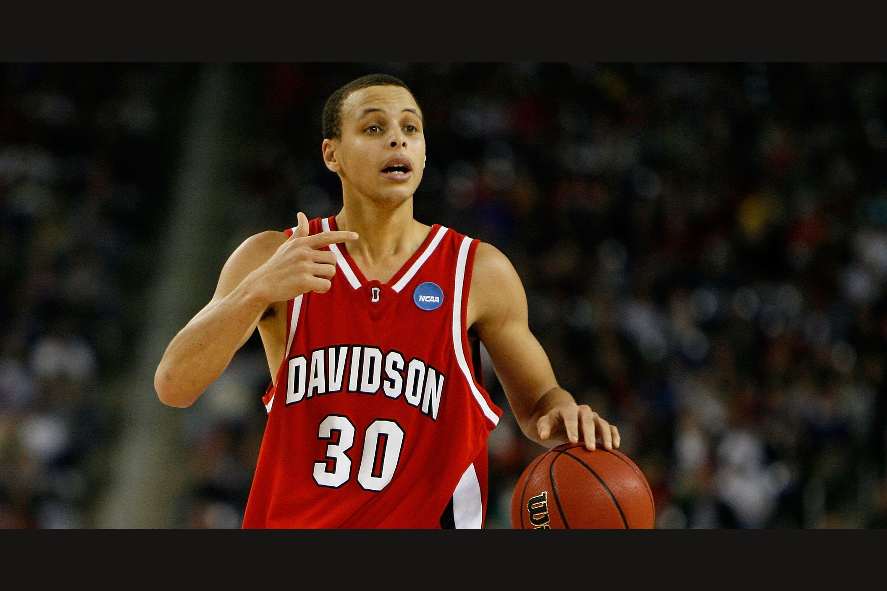 Did Steph Curry make the shot?