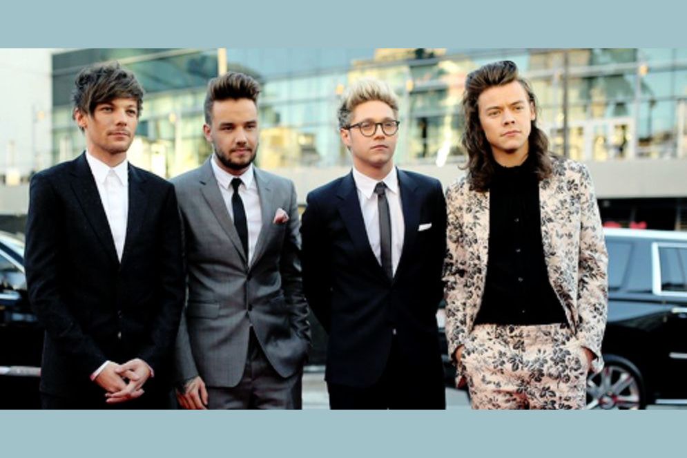 Who's performance was the best at this year's AMAs?