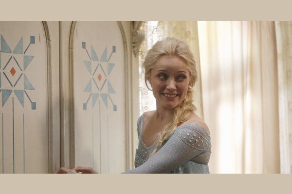 Which Season Is This OUAT Character First Spotted?