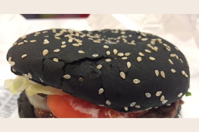 The Black Burger Is Turning People's Poop Green: Would You Still Eat It?