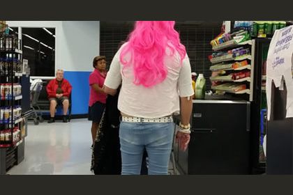 Pantalones tan descaderados que son descarados