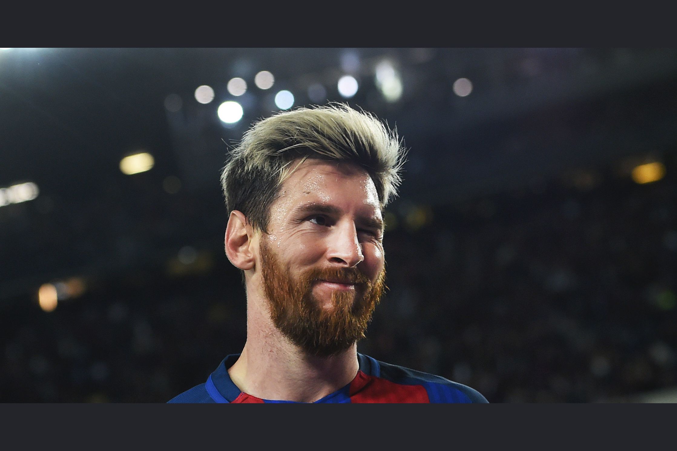 Does Lionel Messi look better with blonde or brown hair?