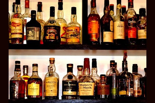 What Does Your Bar Drink Choice Say About You?