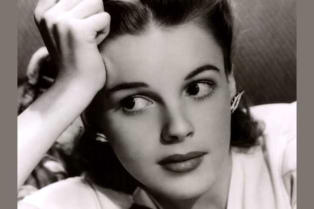 Which Classic Brunette Bombshell Are You Most Like?