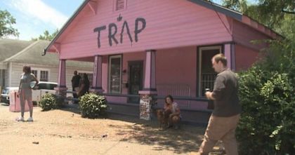 Rapper 2 Chainz Redefines 'Trap House' And Gives Us Another Reason To ...