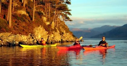 KAYAKING IN THE WORLD’S MOST BEAUTIFUL ARCHIPELAGO