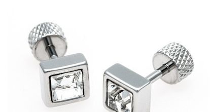 A Short Buying Guide For Titanium Ear Piercings