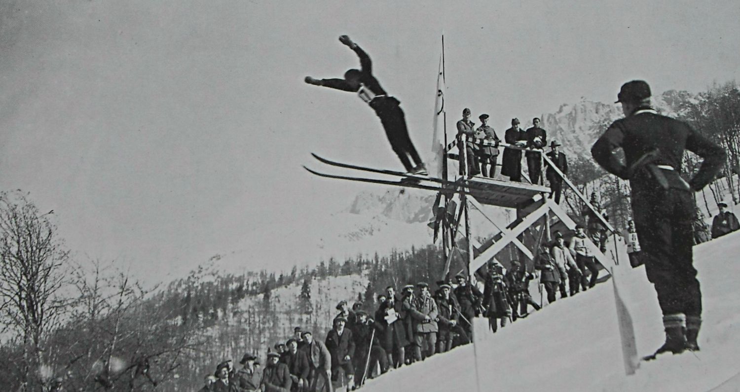 En moins d'une minute : Chamonix accueille les premiers Jeux olympiques ...