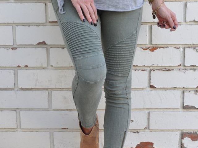 Can You Match These '00s Clothing Styles To Their Exact Year? | Playbuzz