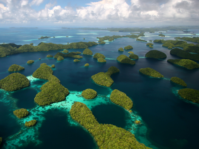 7 Things You Need To Know About Blue Holes