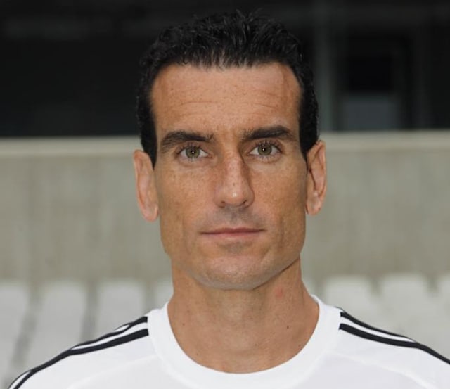 Classify the 20 Spanish referees of La Liga 2019/2020